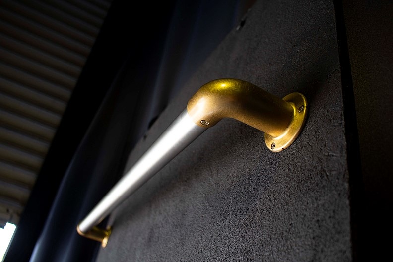 Black titanium | Design Metal Library